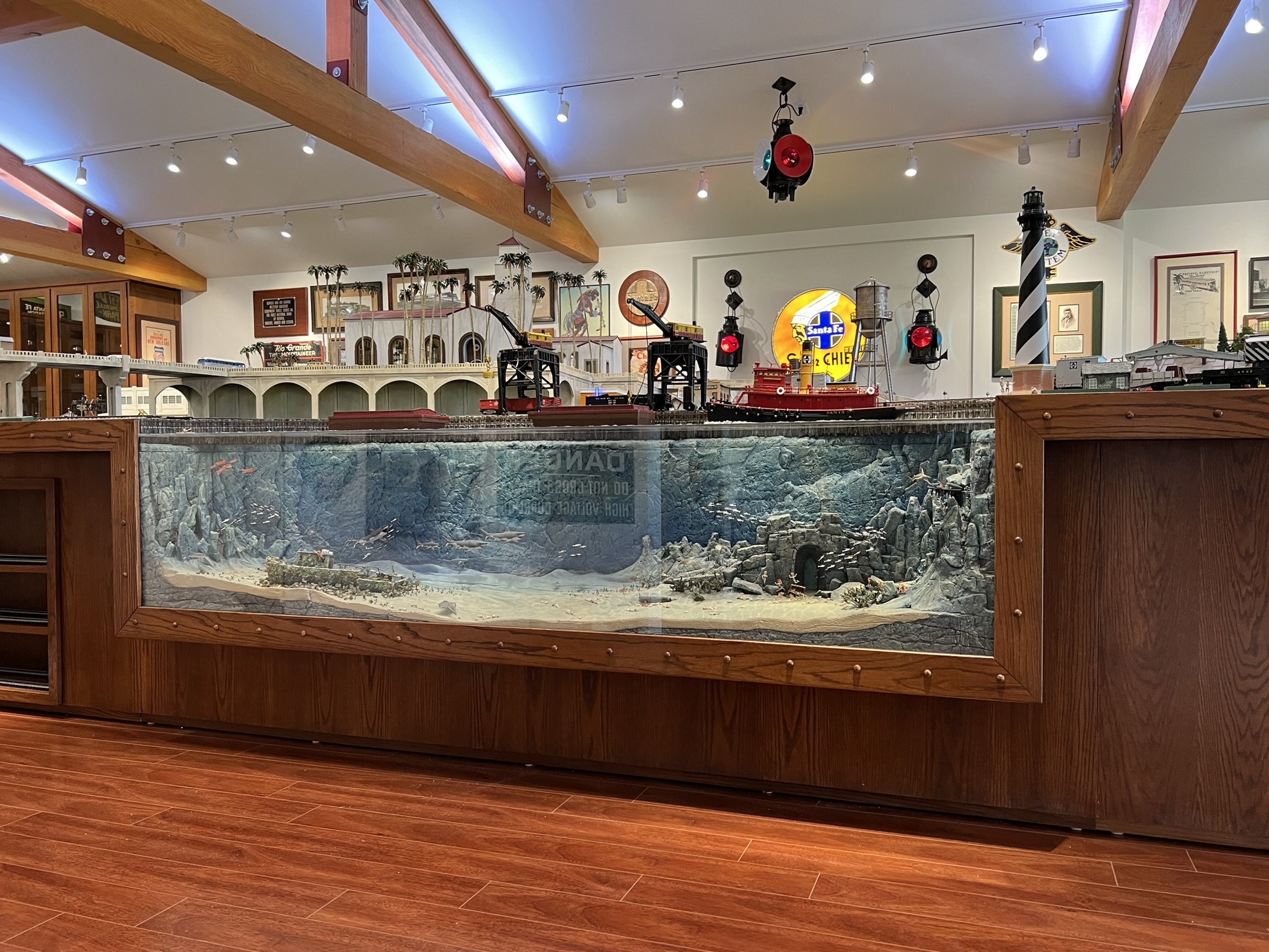 Finished TW TrainWorx Custom Layouts – TrainDame Blog Station