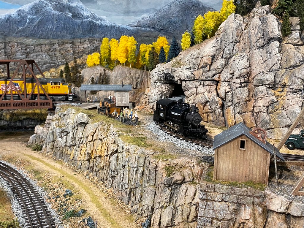 Finished TW TrainWorx Custom Layouts – TrainDame Blog Station